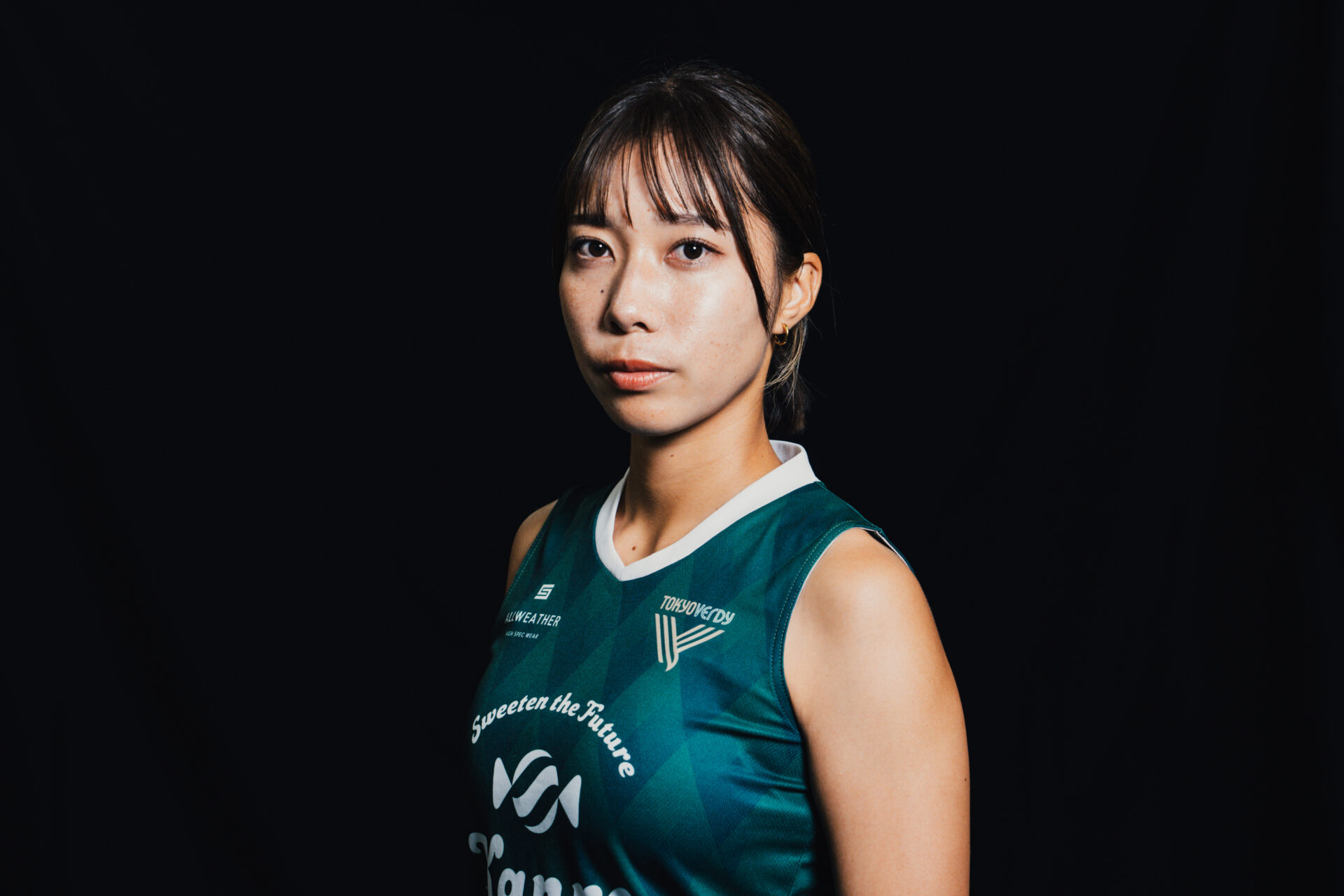 関東学生ホッケーリーグベストGKから、トップリーグのFWへ。異例の転向に挑む、髙橋詩帆の現在｜東京ヴェルディホッケーチーム | FERGUS